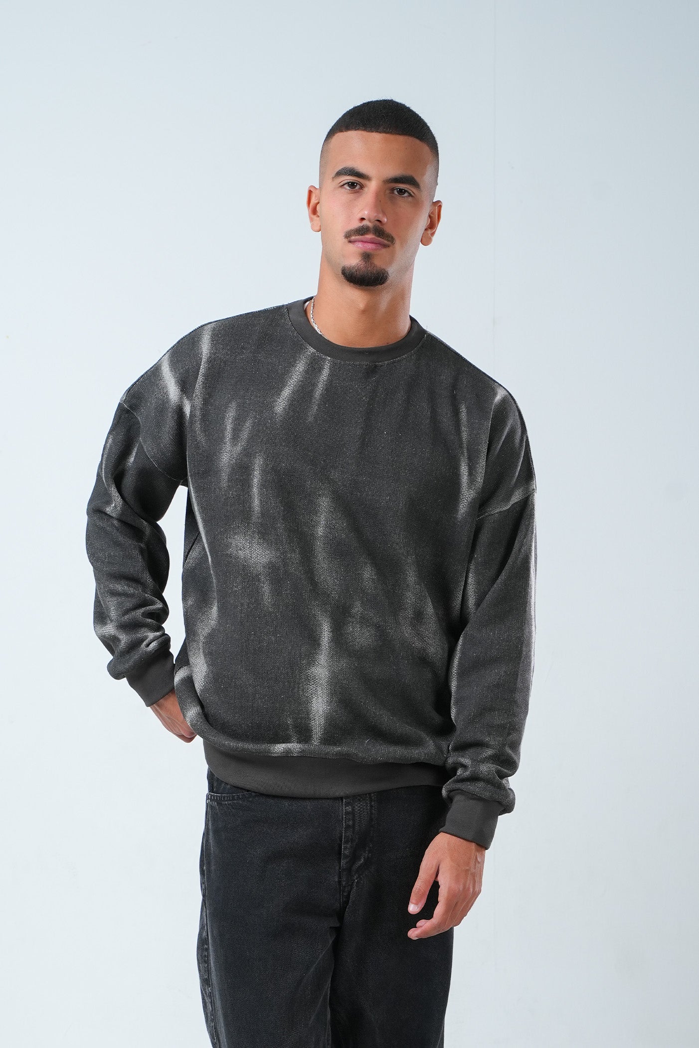 Ash Fade Crewneck – Charcoal Grey – Neper
